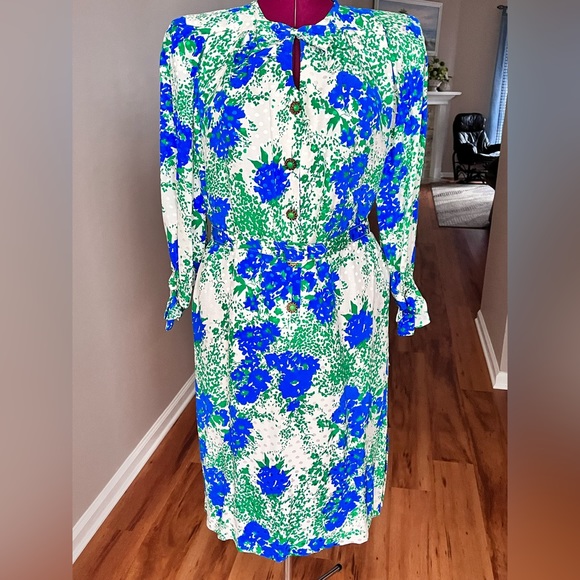 Baron Peters | Dresses | Baron Peters Vintage Green Blue Floral Silk ...